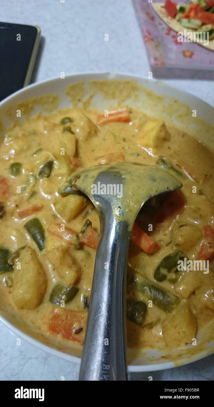 Indian food cooking, paneer butter, palak-paneer, sahi-paneer, paneer ...