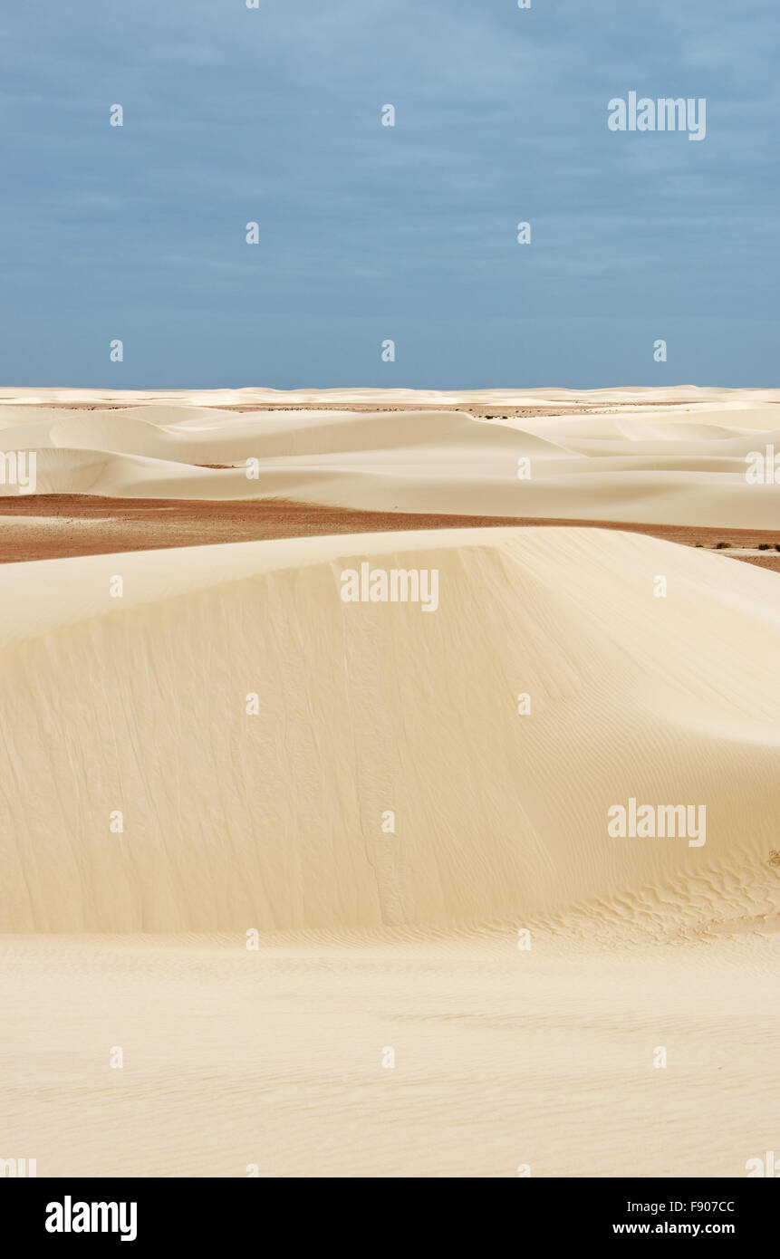 Sand dunes in Stero, Aomak beach protected area, 4x4 excursion, Socotra ...