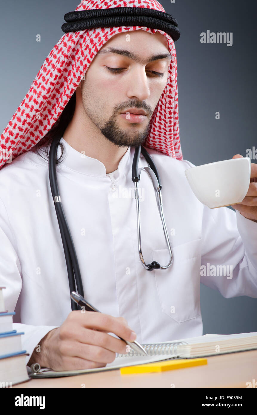 Arab doctor working in hospital Stock Photo - Alamy
