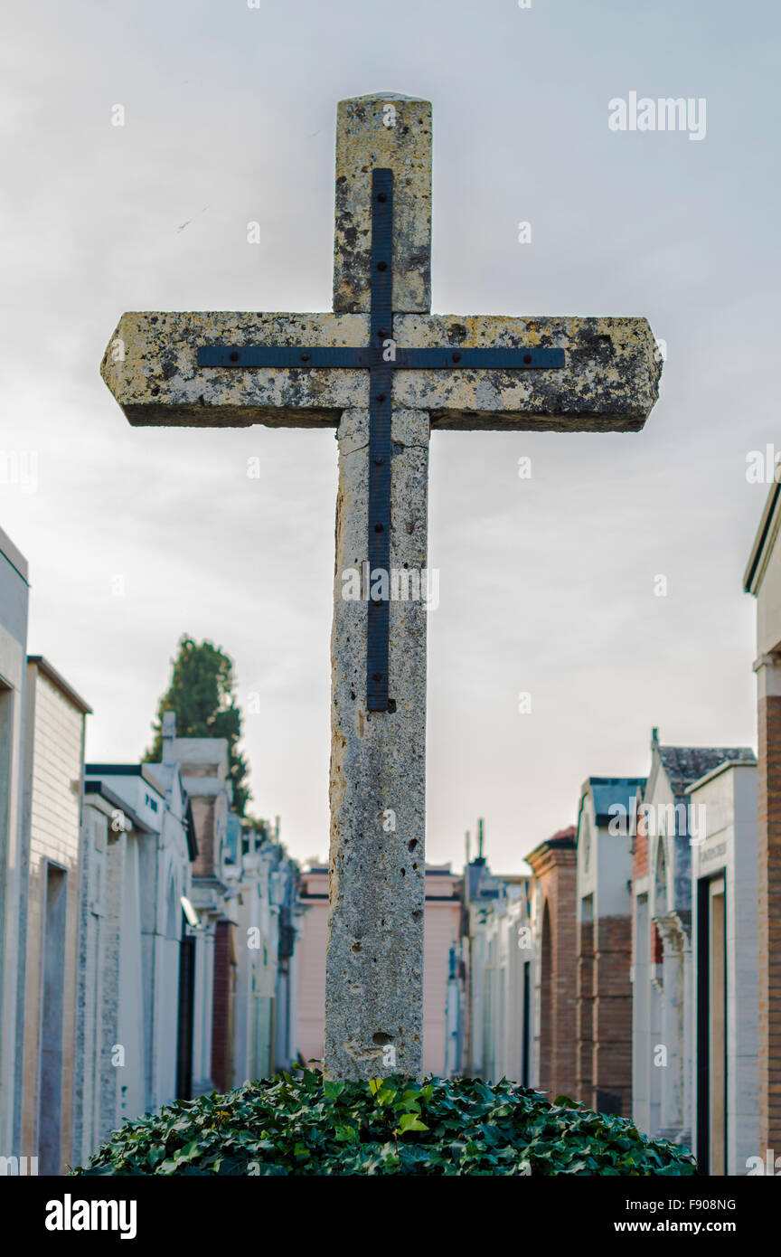 Religious symbol of a cross hi-res stock photography and images - Alamy
