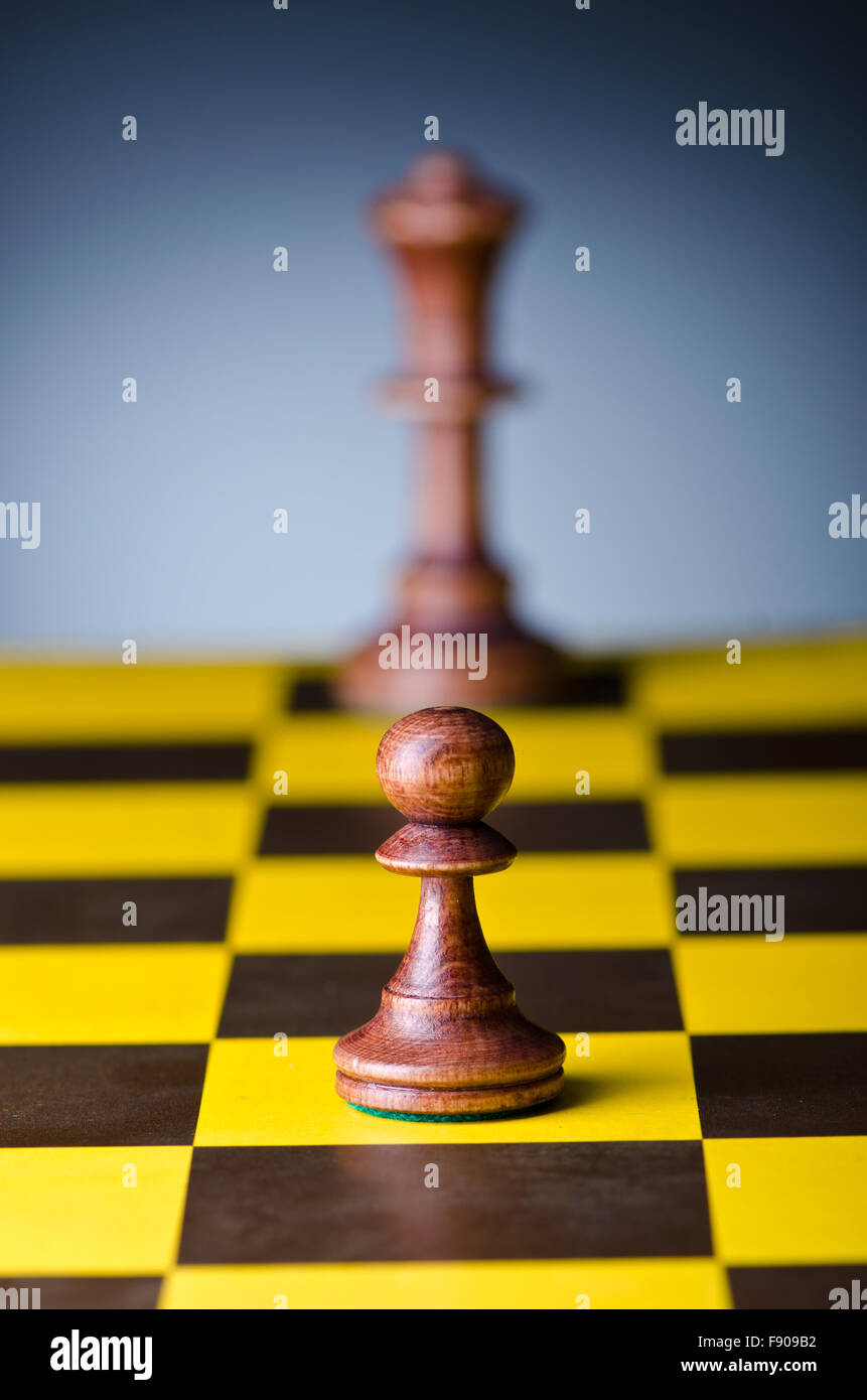Concept of chess game with pieces Stock Photo - Alamy