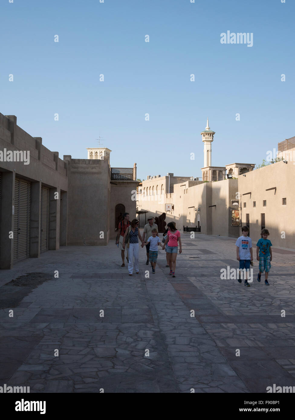 Tourists in Dubai heritage area; Bastakia, Bur Dubai Stock Photo - Alamy