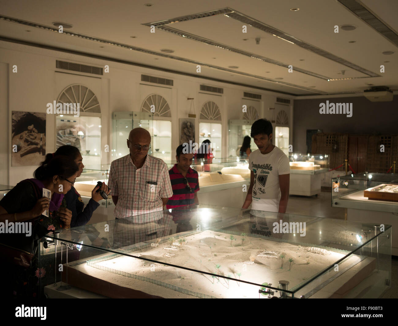 Tourists visiting Dubai Museum in Heritage area of Bastakia, Bur Dubai ...