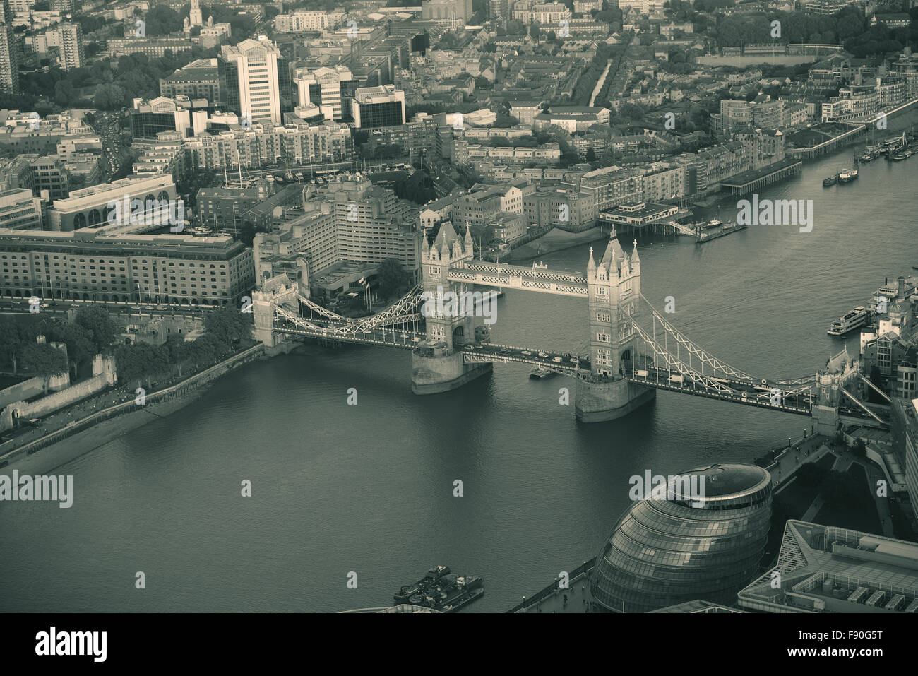 London rooftop view with Tower Bridge with urban architectures Stock ...
