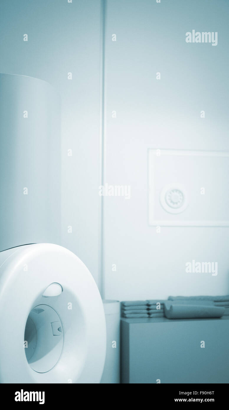 Fully open high field Magnetic Resonance Image MRI Nuclear CAT Scan ...