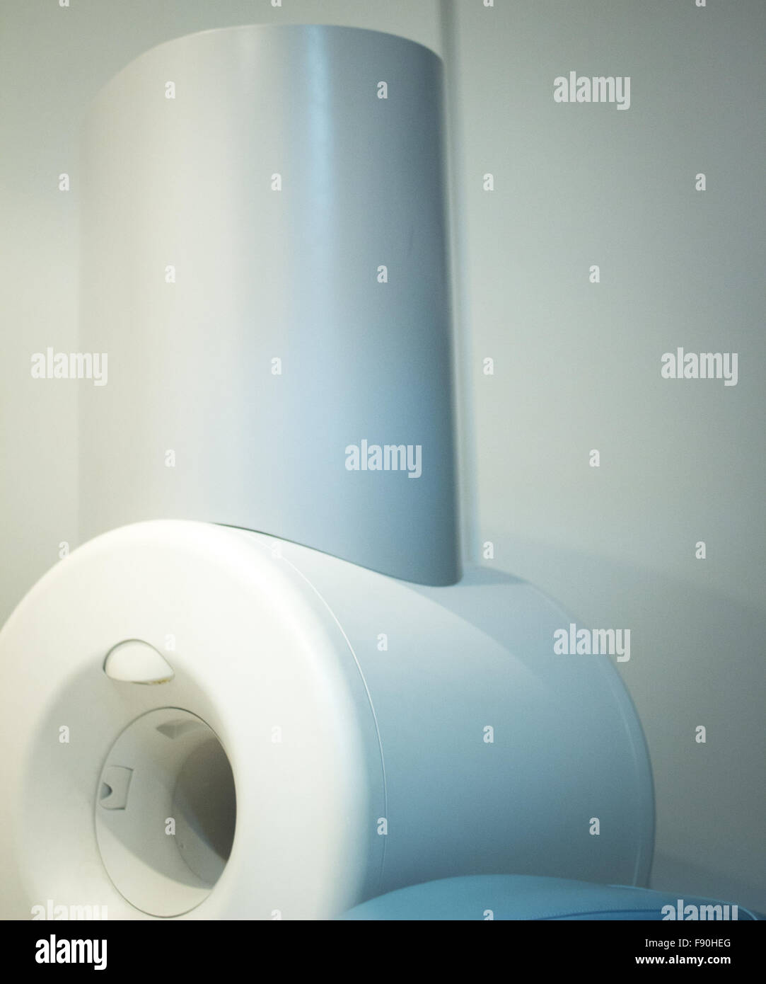 Fully open high field Magnetic Resonance Image MRI Nuclear CAT Scan ...