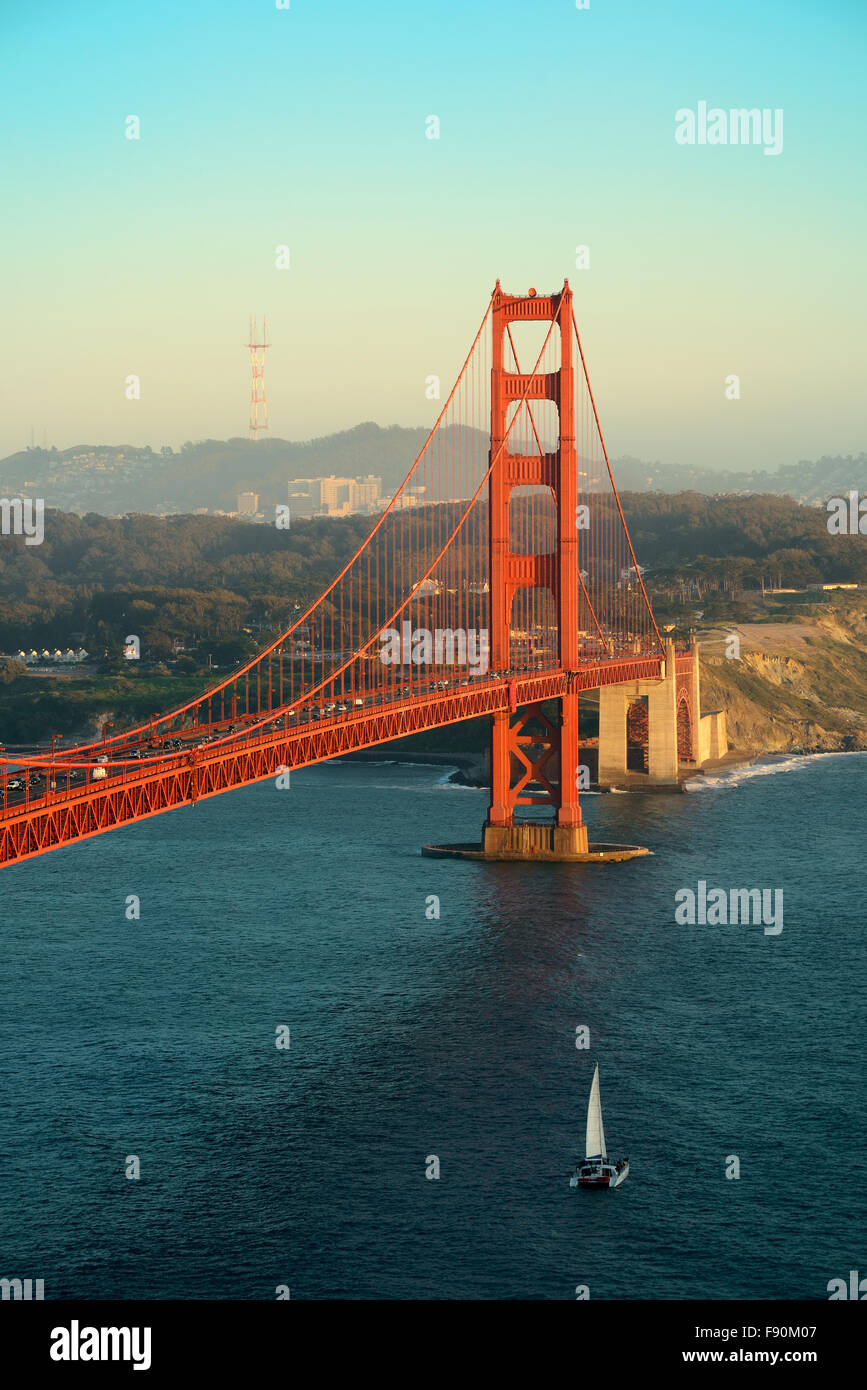 Golden Gate Bridge in San Francisco with sailing boat Stock Photo - Alamy
