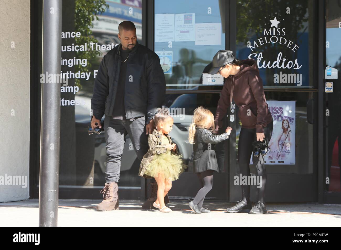 Kanye West and Kourtney Kardashian seen leaving ballet class together ...