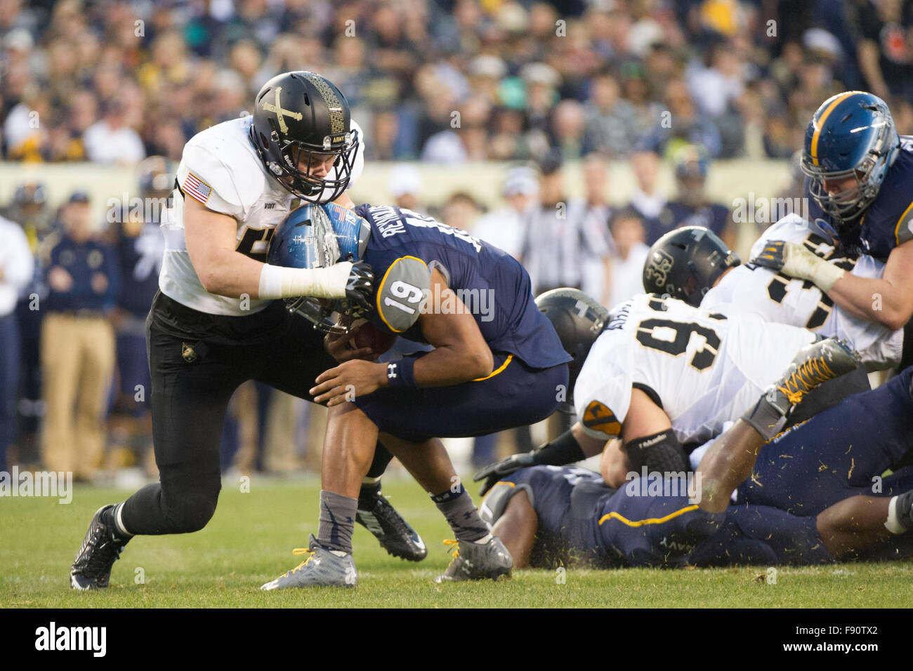 Philadelphia, PA, USA. 12th Dec, 2015. Army Black Knights defensive ...