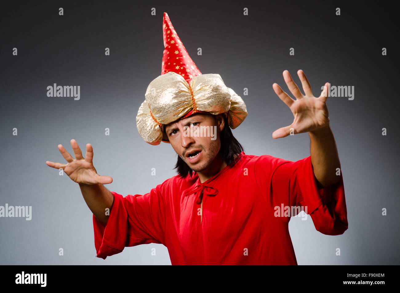 Man wearing wizard costume hi-res stock photography and images - Alamy