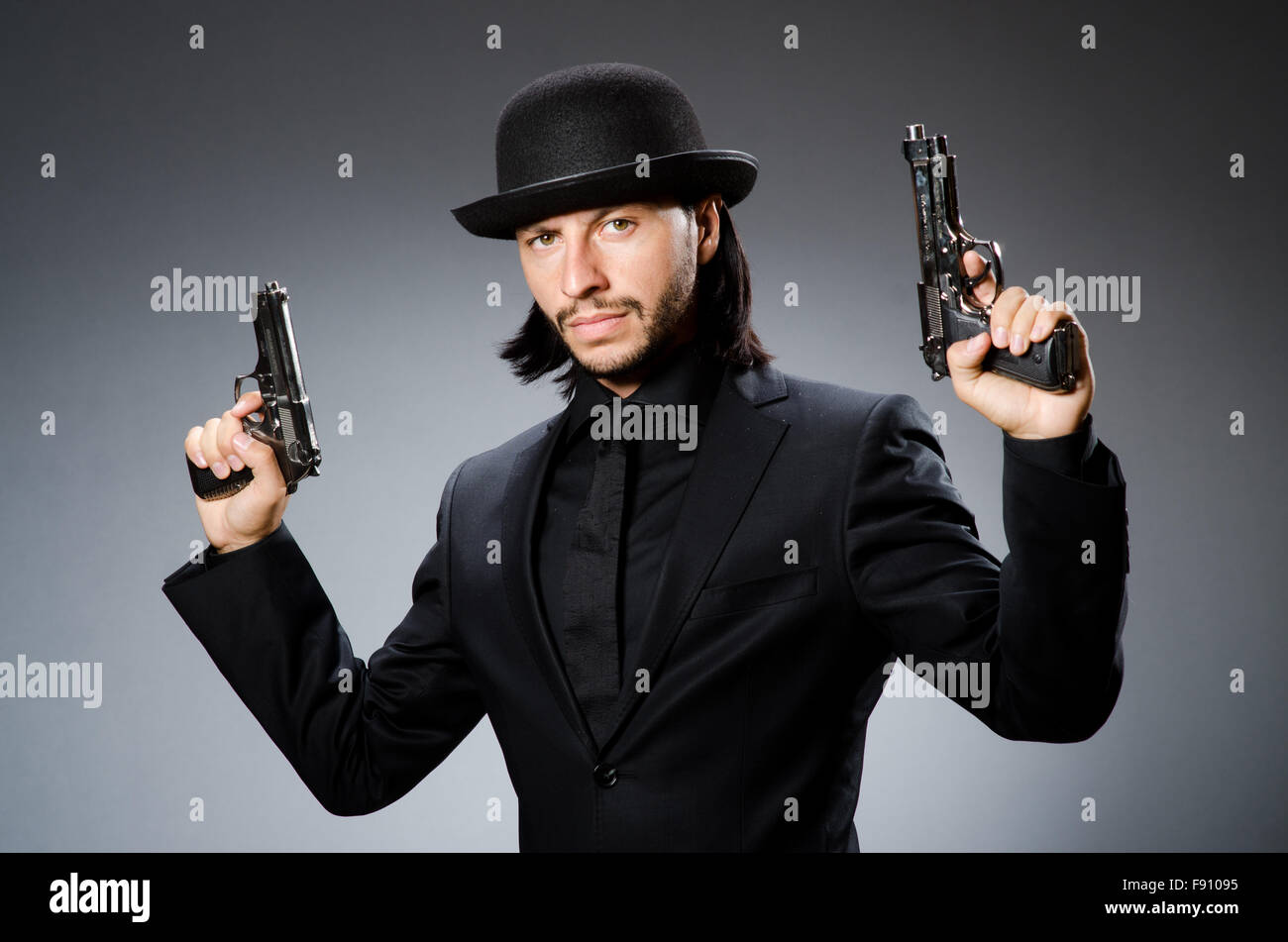 Man wearing vintage hat gun hi-res stock photography and images - Alamy