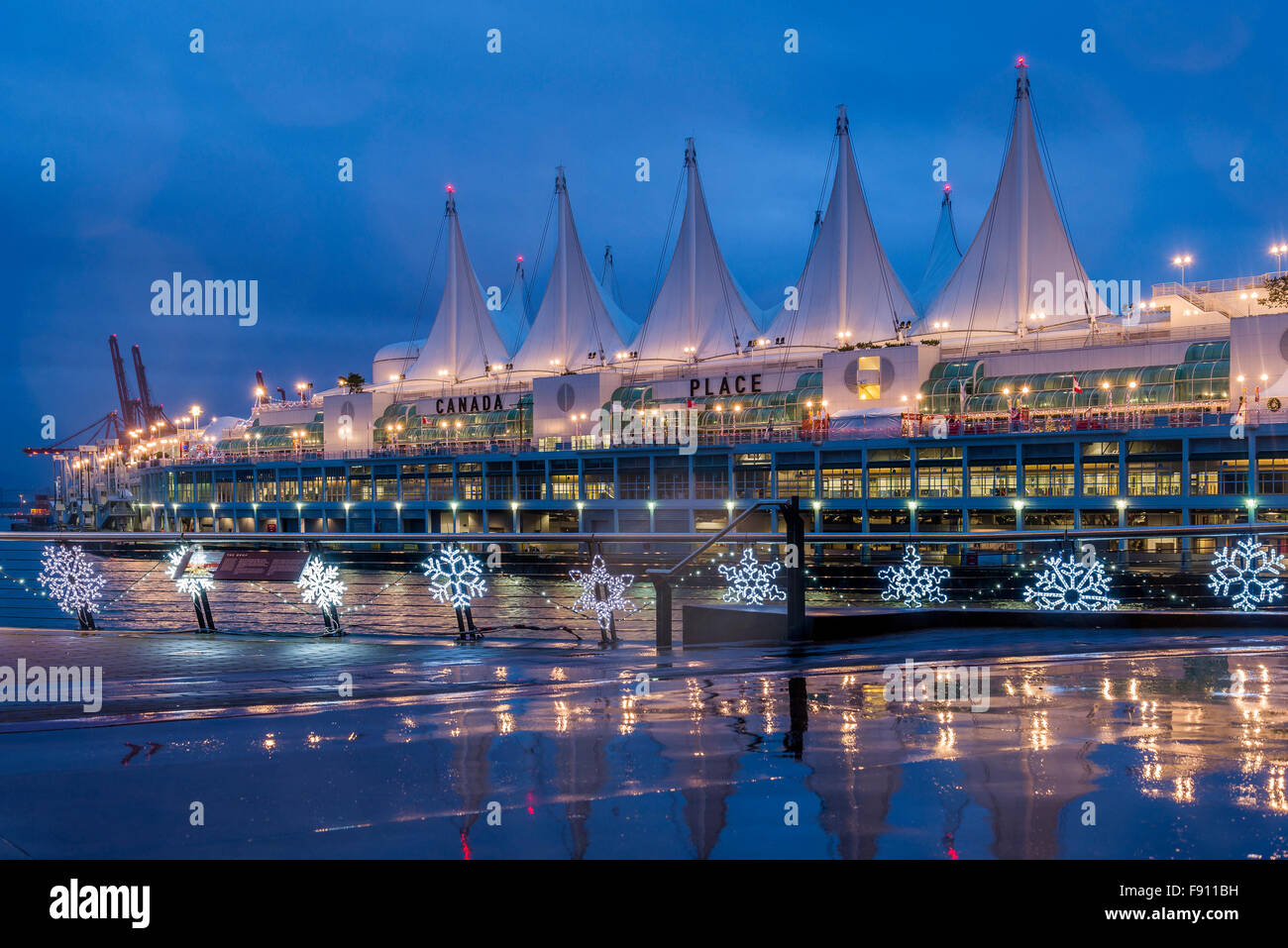 Canada place vancouver british columbia hi-res stock photography and ...