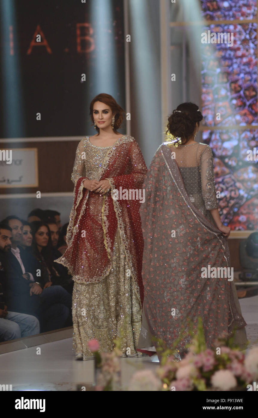Lahore, Pakistan. 12th Dec, 2015. Pakistani model presents creations of ...