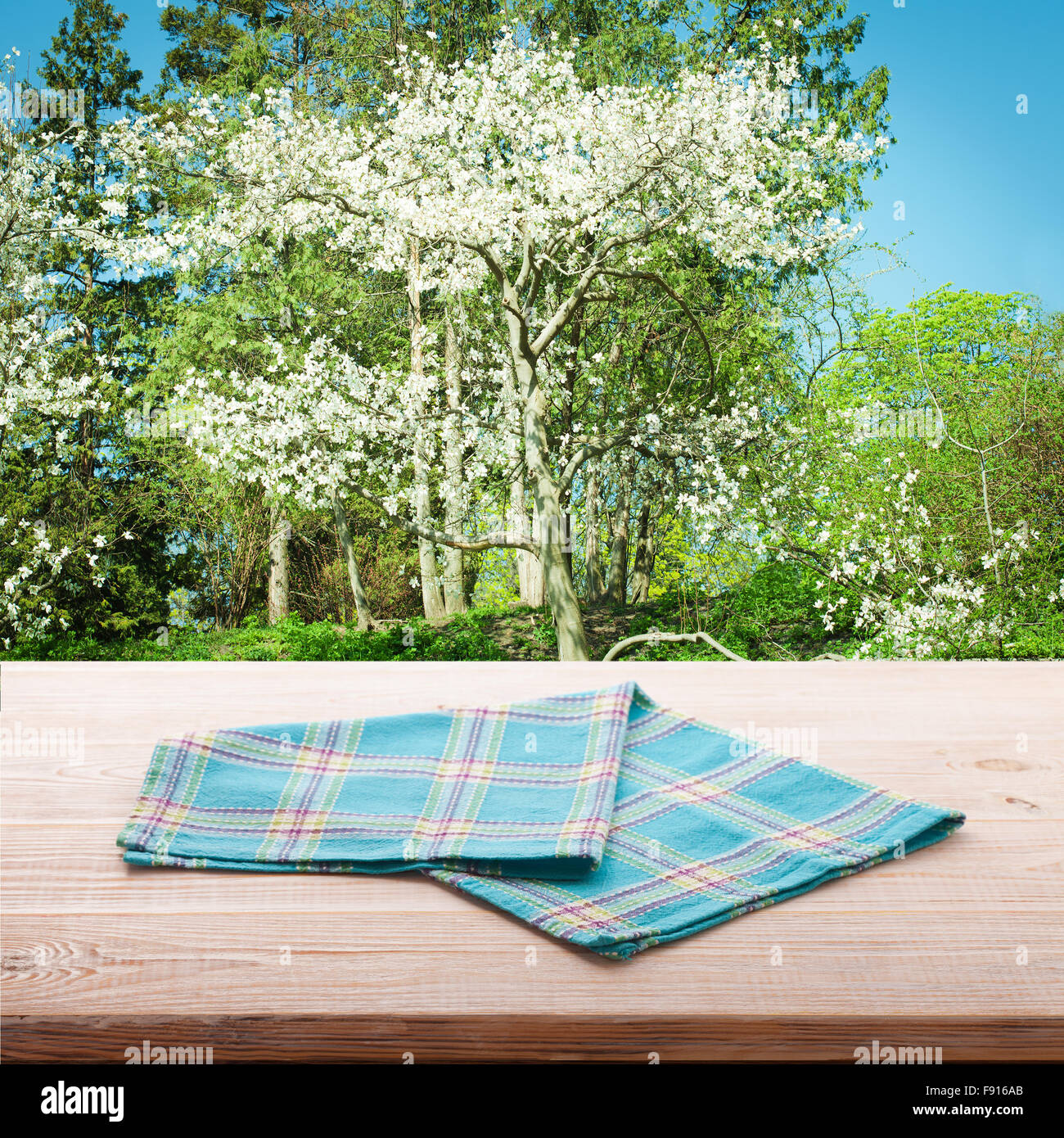 Empty table and tablecloth, Spring background, for product display ...
