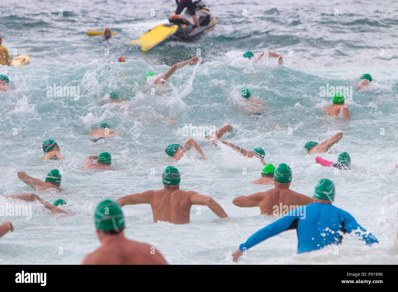 Sydney, Australia. 13th Dec, 2015. Bilgola Beach ocean swimming race ...