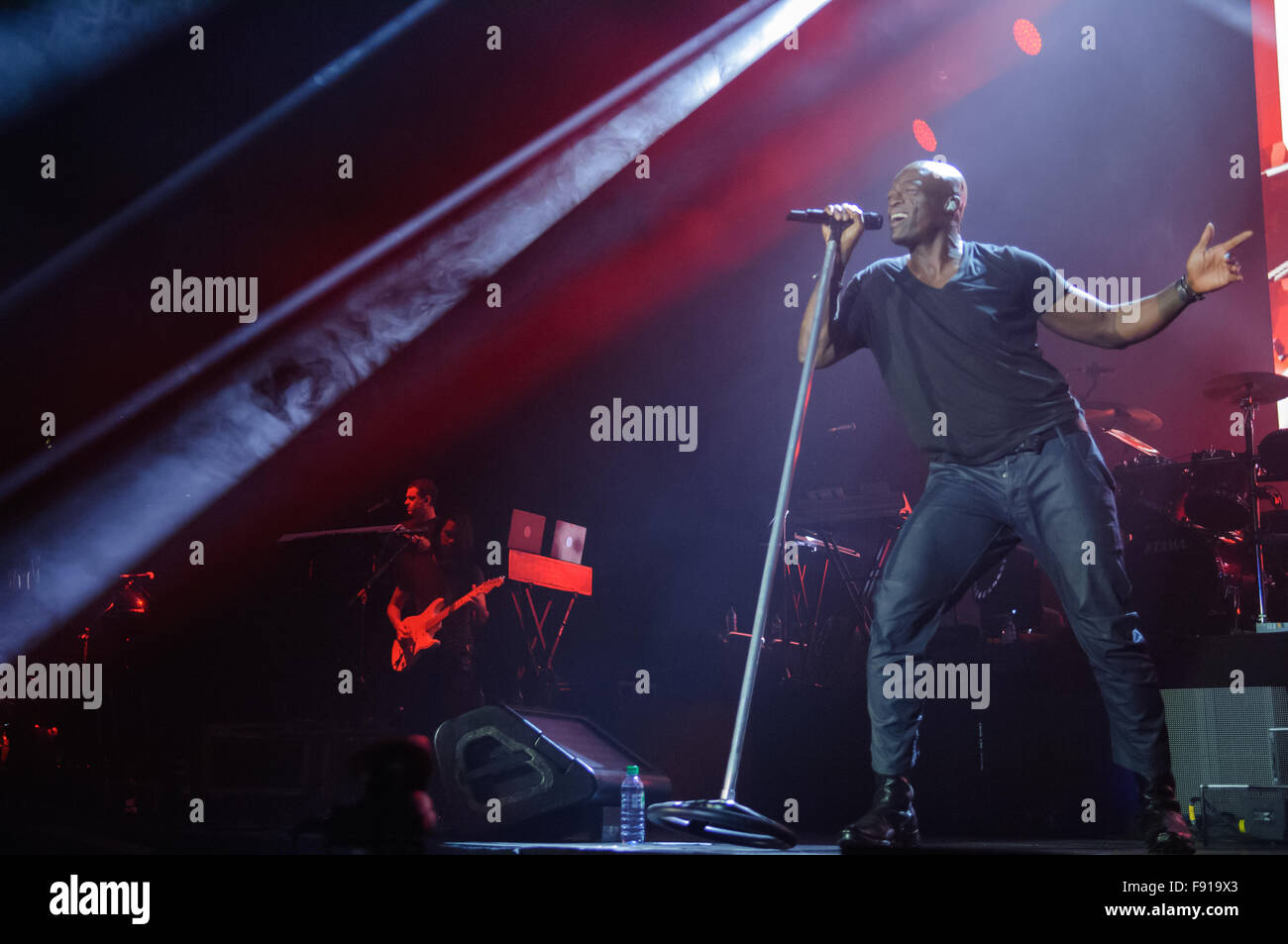 Liverpool, UK. 12th December 2015. Seal performs as the guest artist of ...
