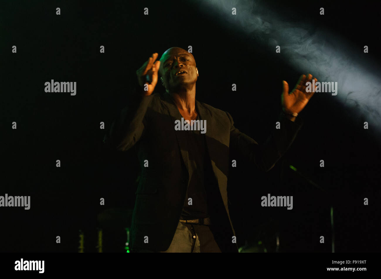 Liverpool, UK. 12th December 2015. Seal performs as the guest artist of ...