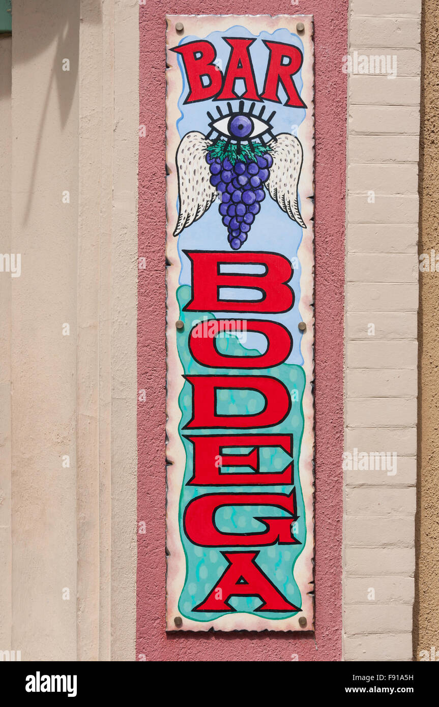 Bodega bar españa hi-res stock photography and images - Alamy