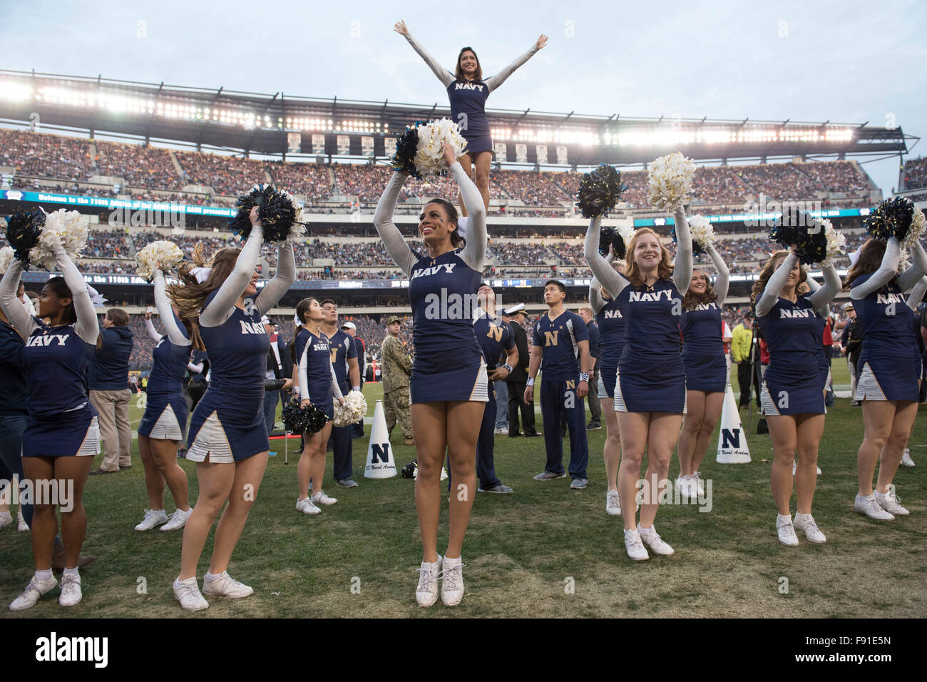 Navy cheerleaders hi-res stock photography and images - Alamy