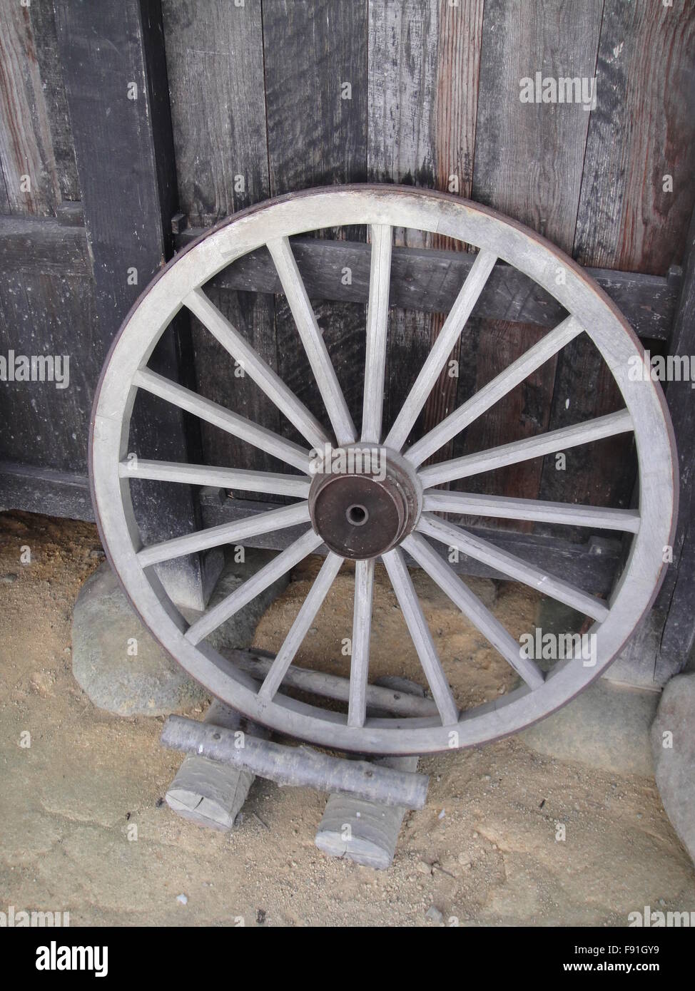 Antique wagon wheel, late 19th century in Hida Takayama Stock Photo - Alamy