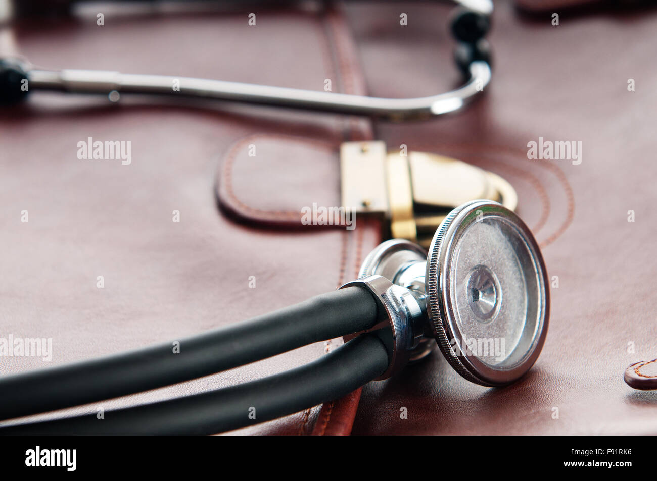 Doctor's brown leather case with the stethoscope Stock Photo - Alamy