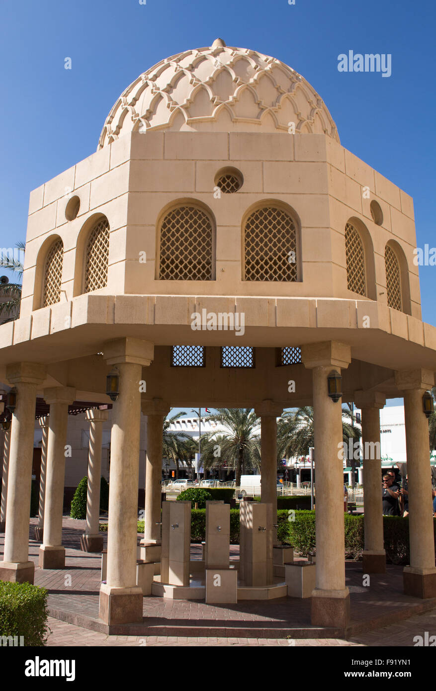 Jumeirah Mosque Dubai Stock Photo - Alamy Jumeirah Mosque Dubai Stock Photo - Alamy