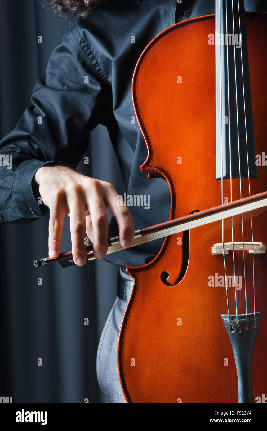 Man playing the cello Stock Photo - Alamy