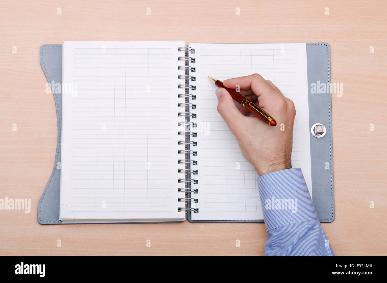 Hand writing a letter Stock Photo - Alamy