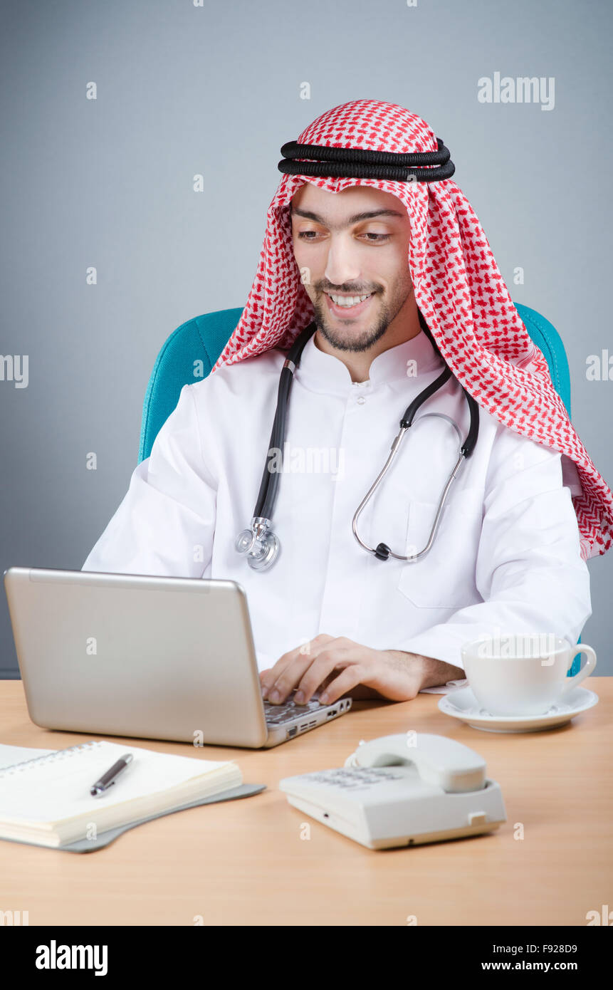 Arab doctor working in hospital Stock Photo - Alamy