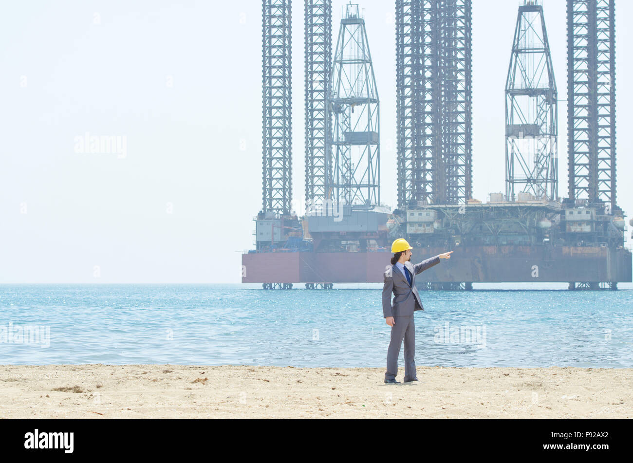 Oil engineer on sea hi-res stock photography and images - Alamy