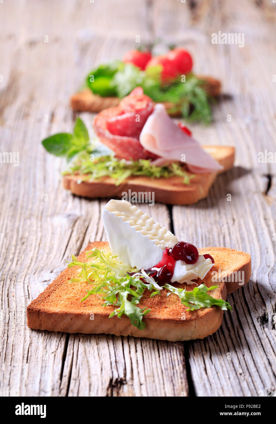 Bread slices various toppings hi-res stock photography and images - Alamy