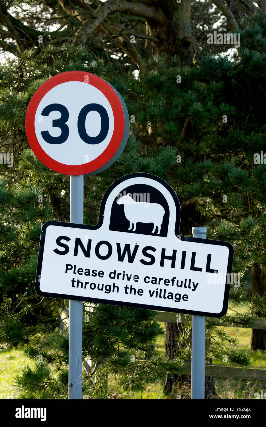 Snowshill village sign hi-res stock photography and images - Alamy