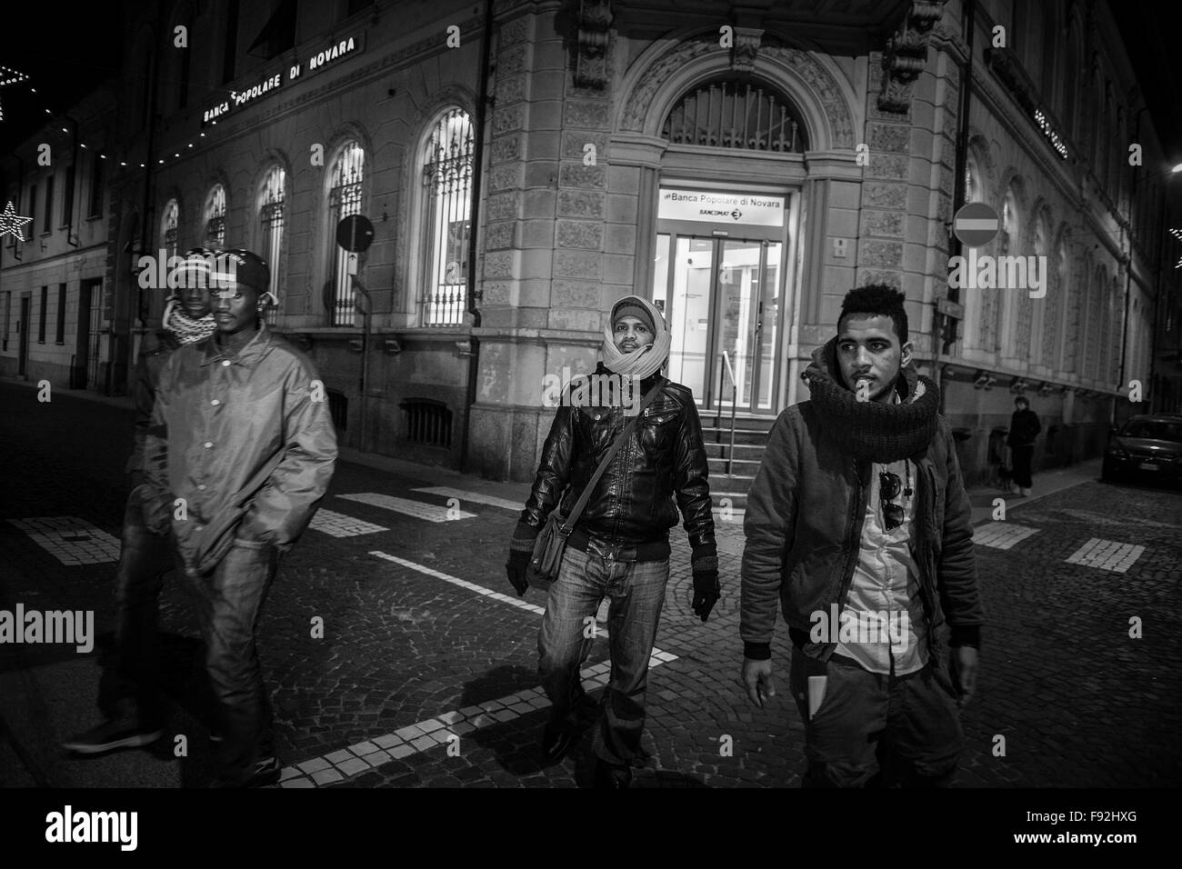 Asylum seekers migrants refugees Black and White Stock Photos & Images ...