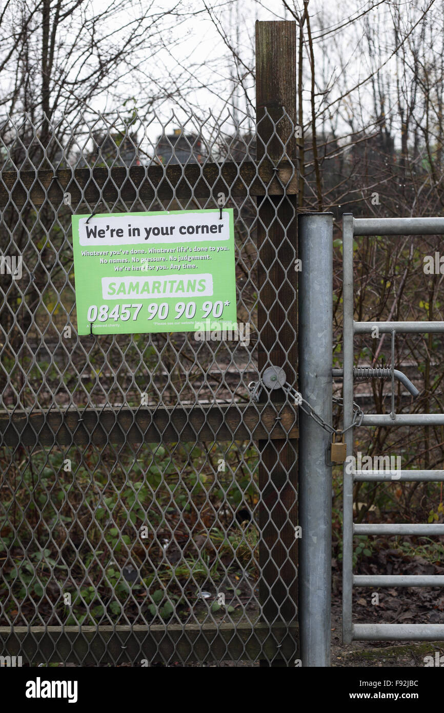 Samaritans sign hi-res stock photography and images - Alamy
