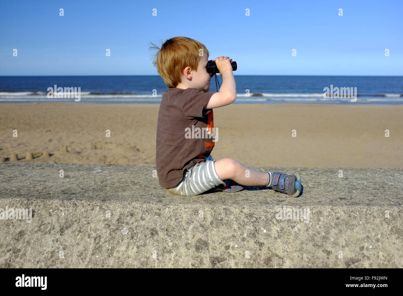 Boy point out hi-res stock photography and images - Alamy