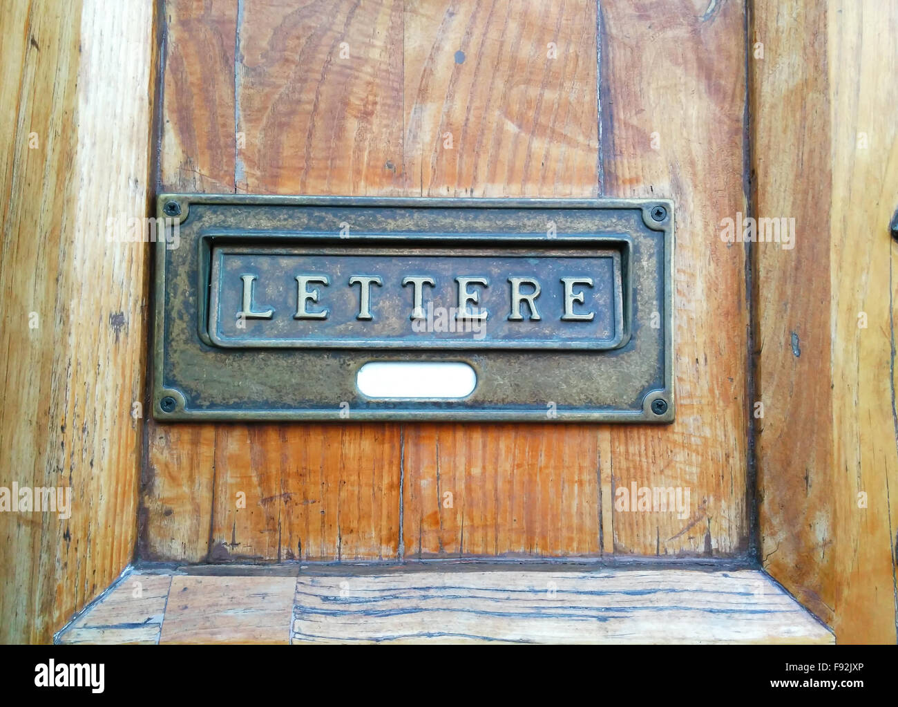 Vintage Letterbox Stock Photos & Vintage Letterbox Stock Images - Alamy