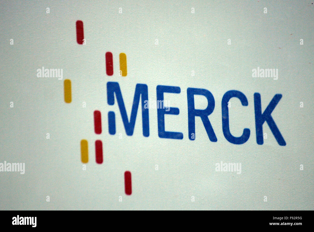 Merck logo hi-res stock photography and images - Alamy
