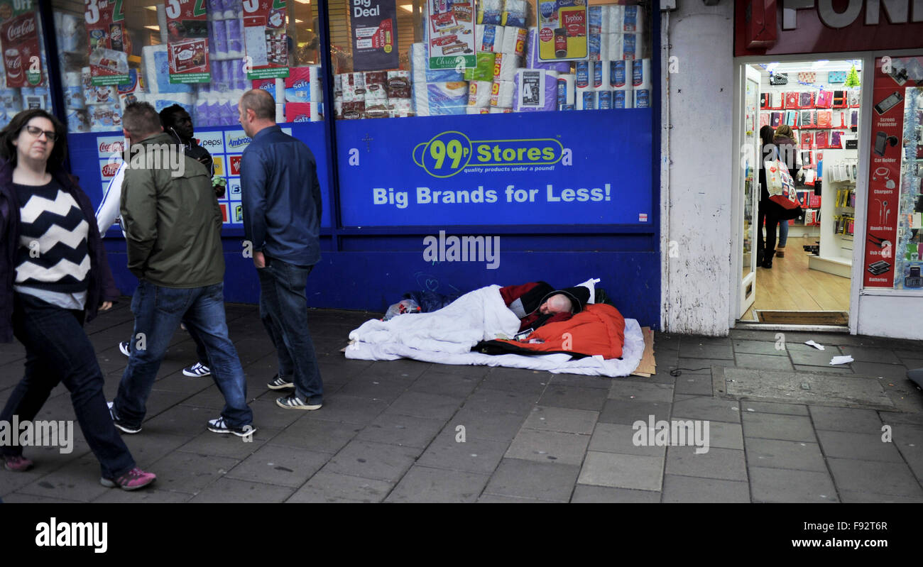 99p stores 99p store hi-res stock photography and images - Alamy