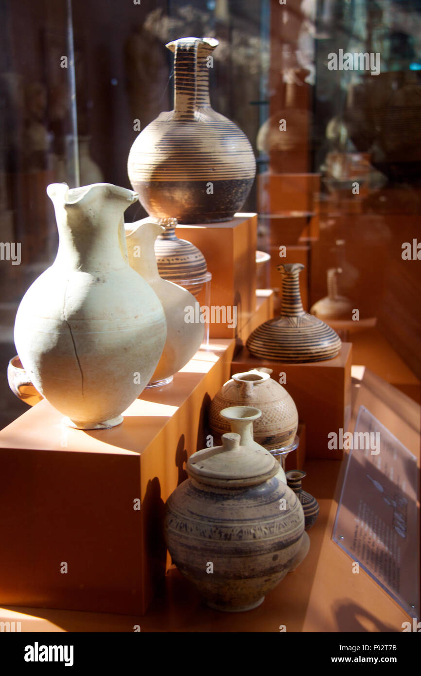 Ancient Greek statues Stock Photo - Alamy