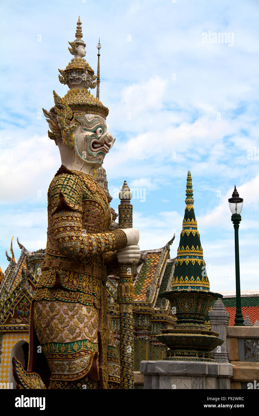 Statue in the Ramayana Stock Photo - Alamy