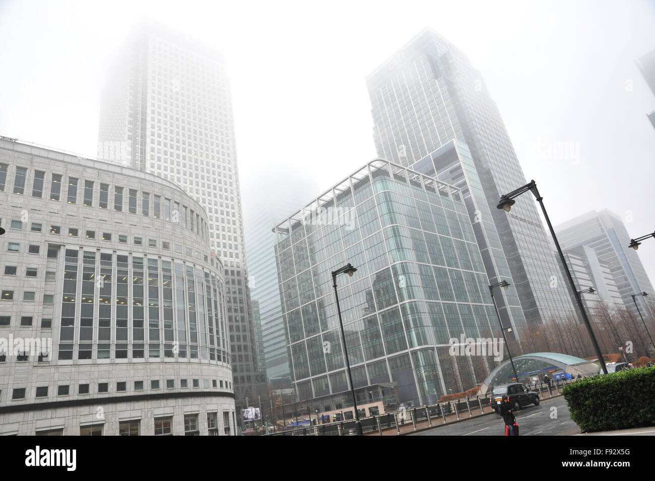 Canary Wharf, London, UK. 13th December 2015. UK Weather: Misty, murky ...