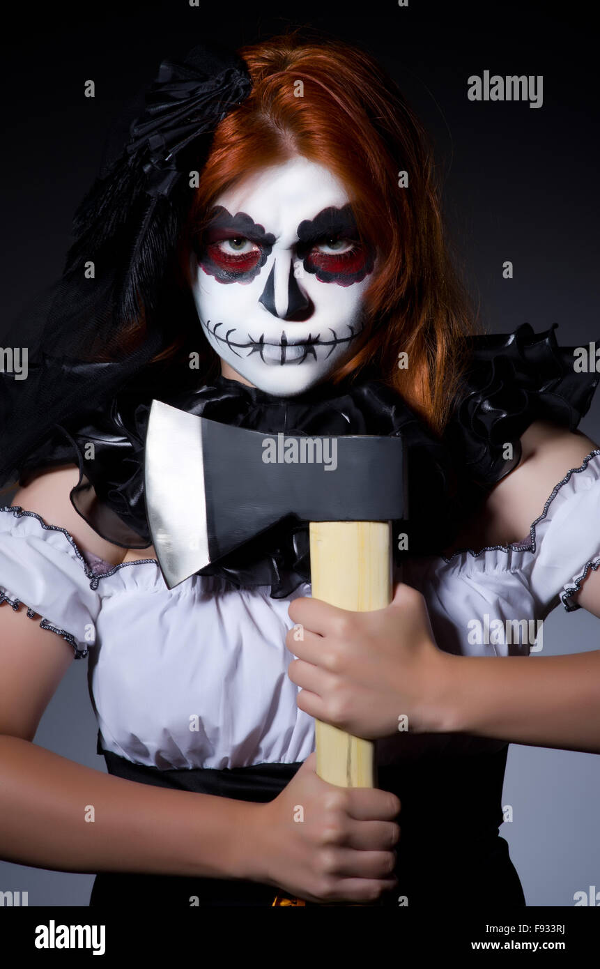 Scary monster in dark room hi-res stock photography and images - Alamy