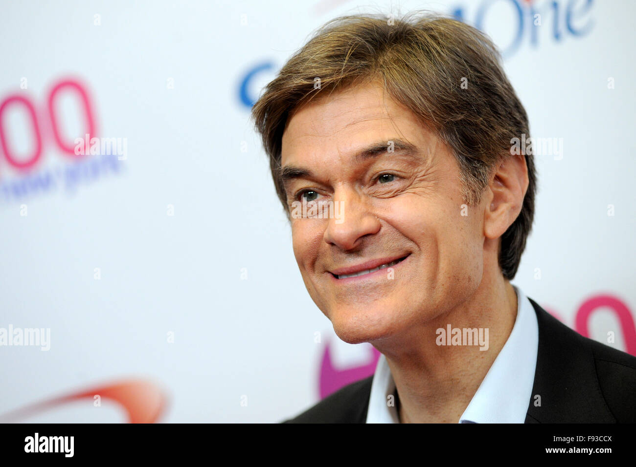 New York City. 11th Dec, 2015. Dr. Oz attends the Z100's iHeartRadio ...