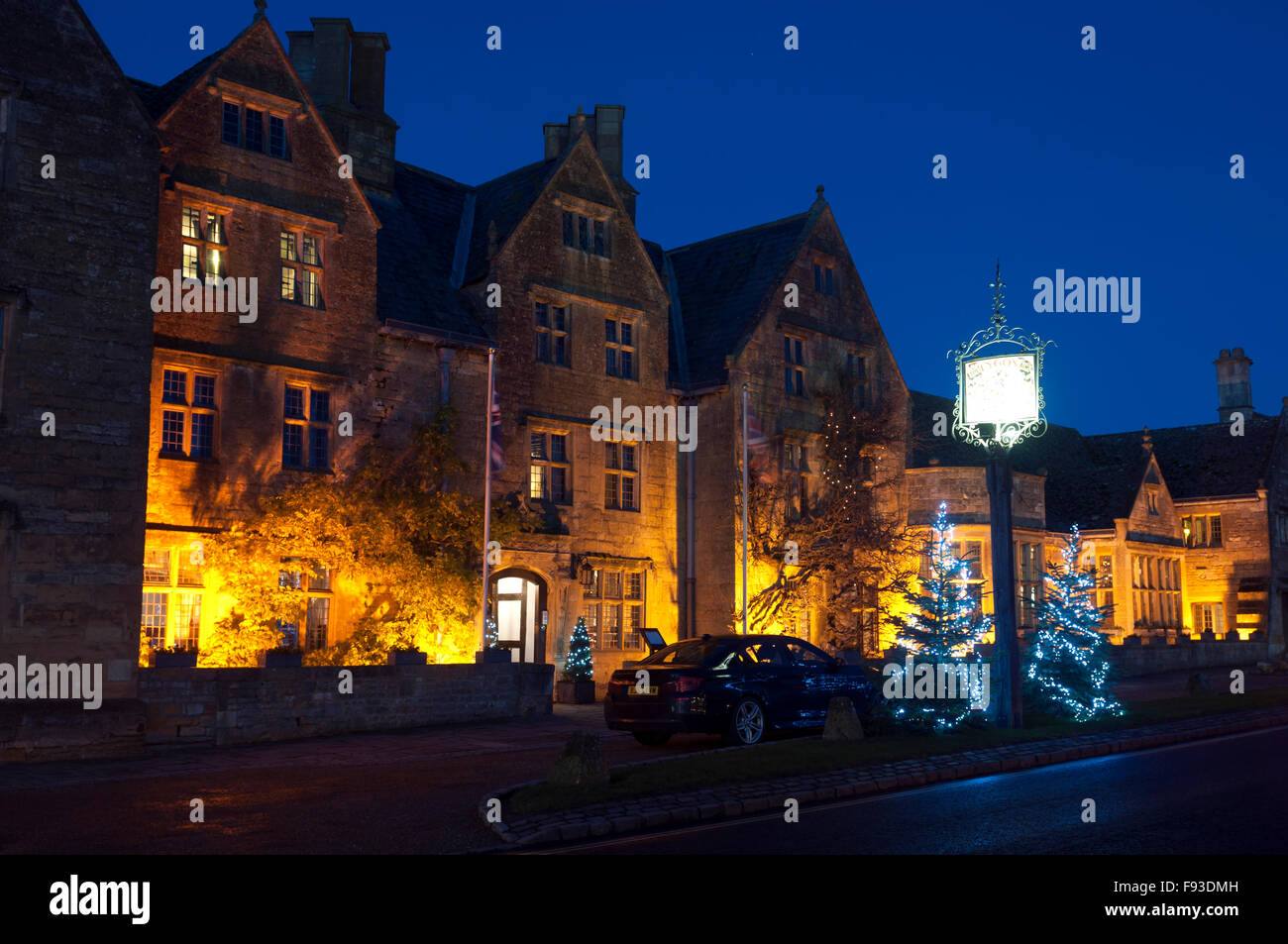 Lygon arms hi-res stock photography and images - Alamy