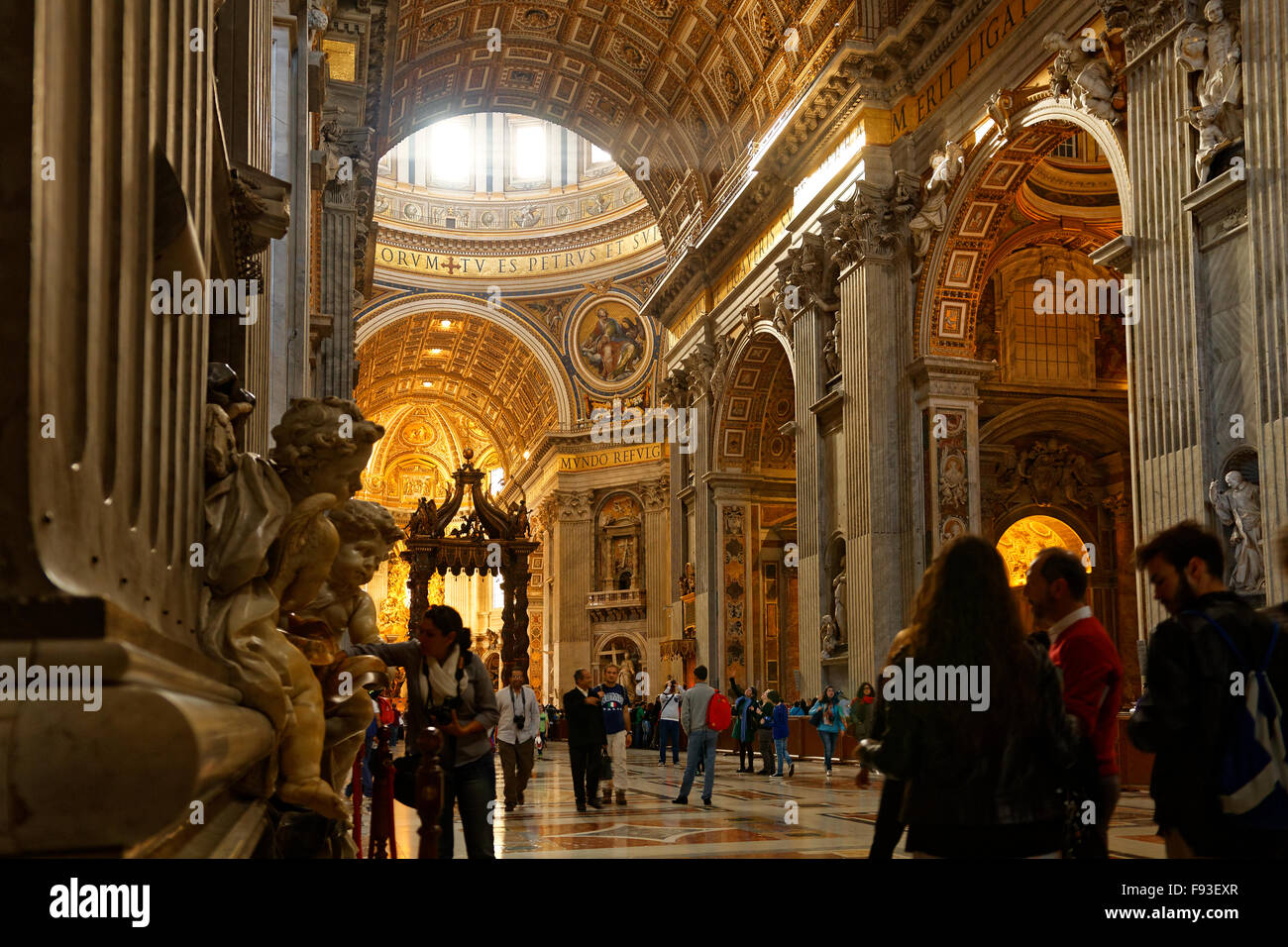 Inside the Vaticane Cathedral, Rome Stock Photo - Alamy