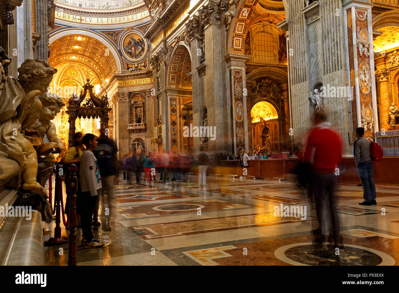 Inside the Vaticane Cathedral, Rome Stock Photo - Alamy