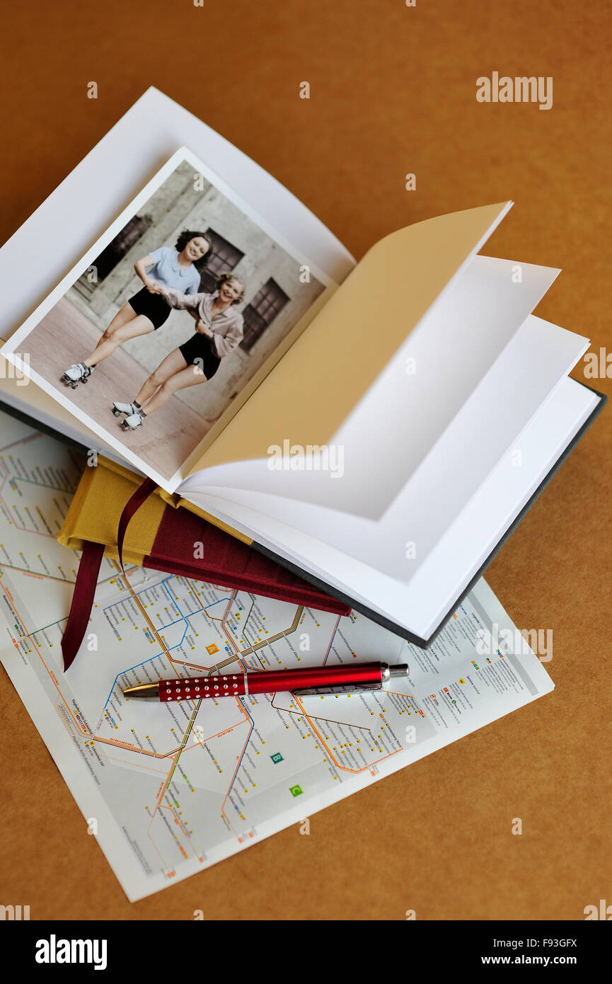 Hand made, stylish journal. Hand crafted, textured quality paper ...