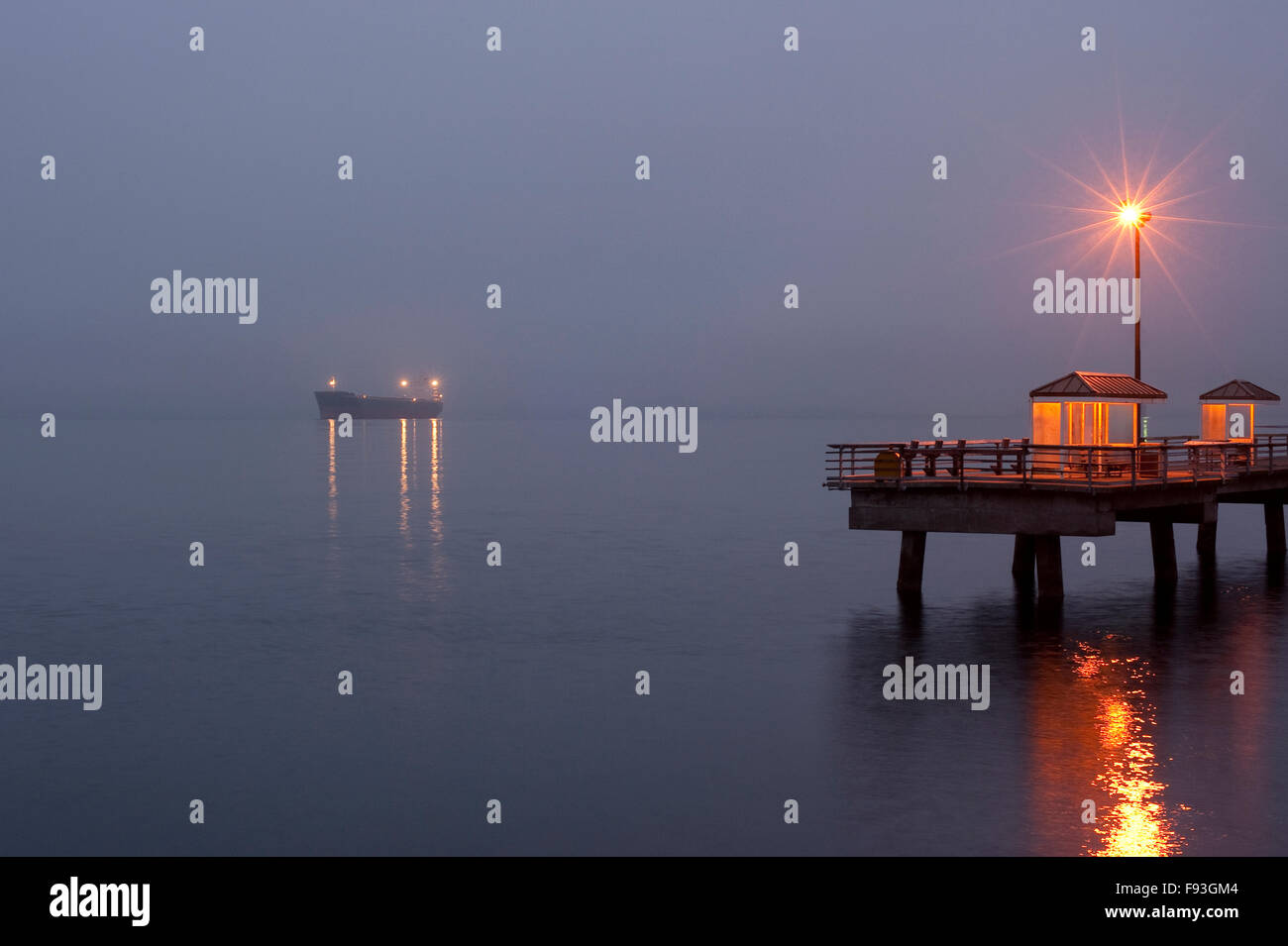 Tanker in elliott bay hi-res stock photography and images - Alamy