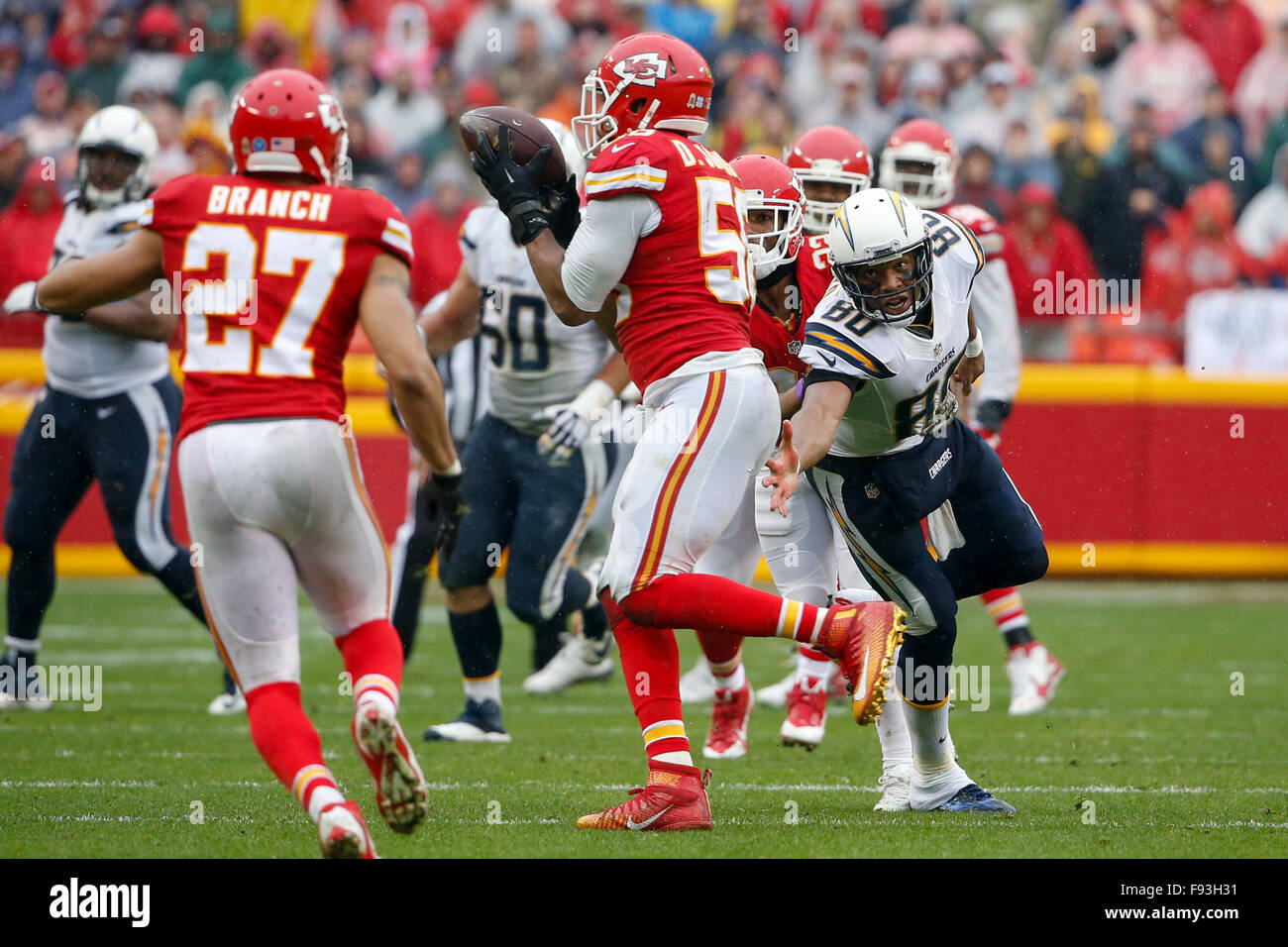 December 13, 2015: Kansas City Chiefs inside linebacker Derrick Johnson ...