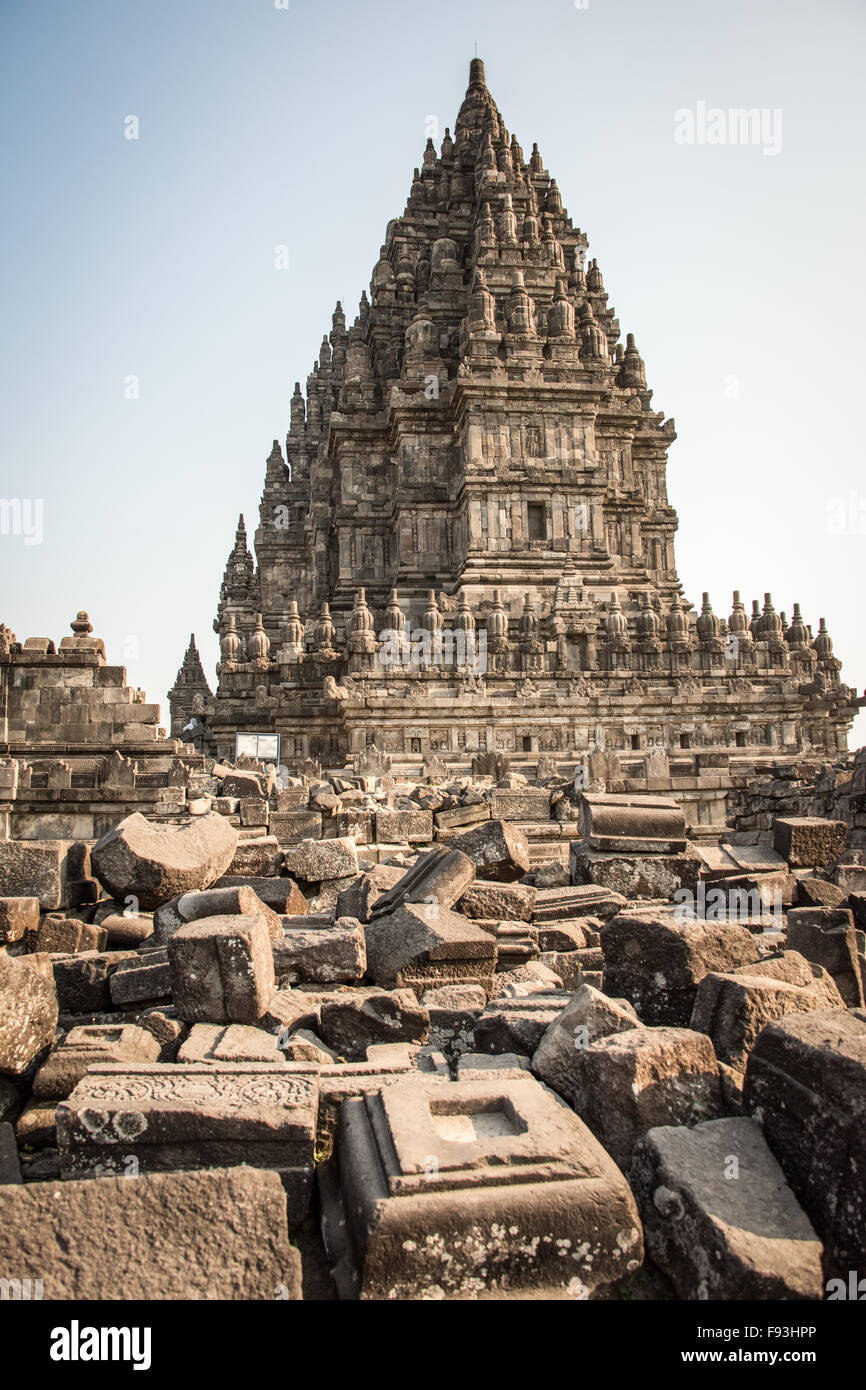 Hindu temples indonesia hi-res stock photography and images - Alamy